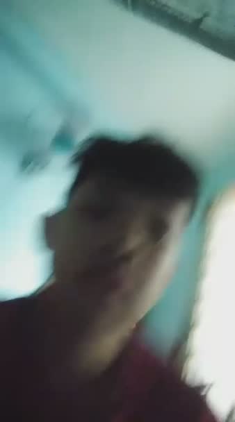 Nguyễn tài Liveshow Live Stream Video - Watch Nguyễn tài Playing ...