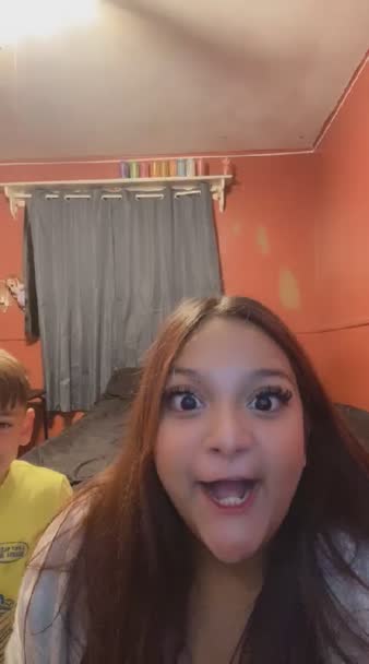 lunaaa Just Chatting Live Stream Video - Watch lunaaa Playing Just ...